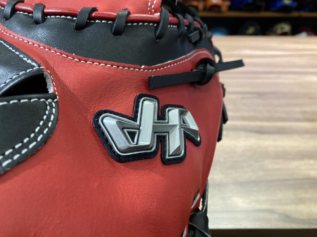 Hatakeyama HA PRO-M9 心 捕手手套 紅/黑 HA-24PRO-M9-A - 熱火體育